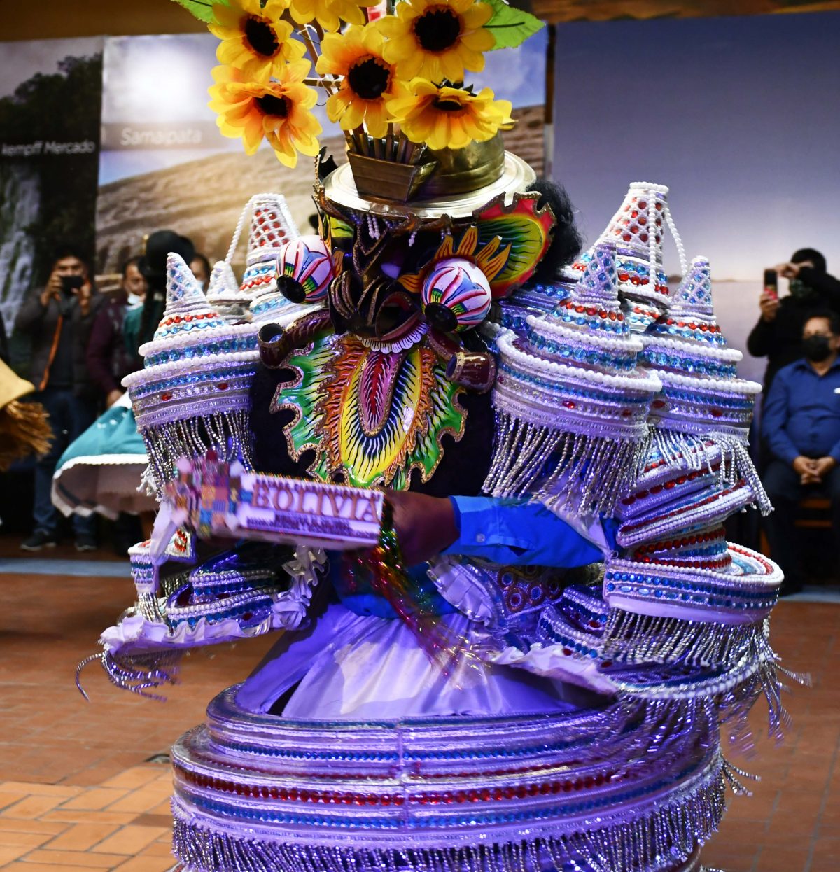 El Ministerio de Culturas festeja el día de la Morenada con el Matracazo, consolidando la danza ...